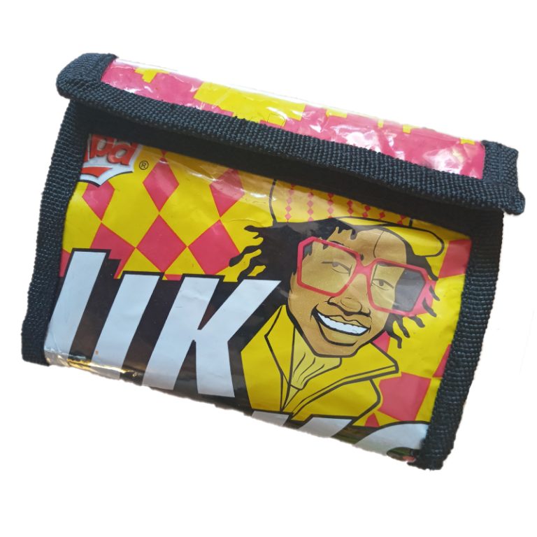 wallet made from chip packets